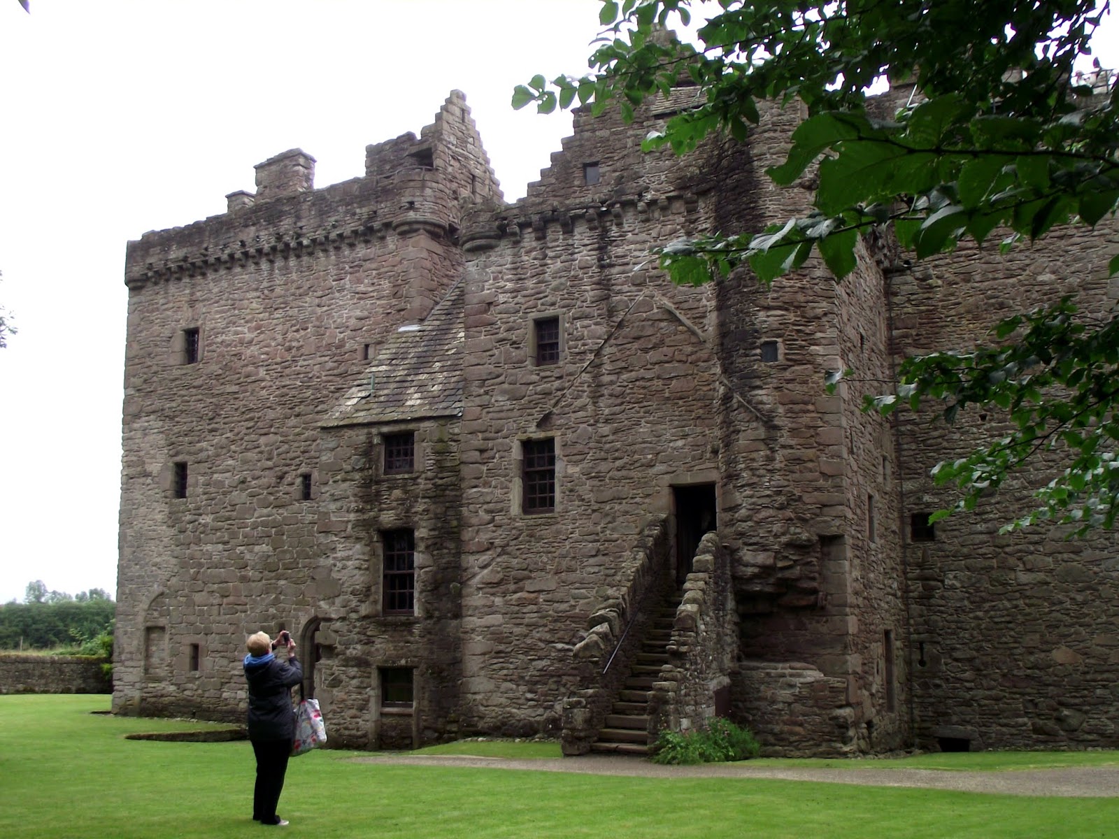 The Aging Generalist: HUNTINGTOWER CASTLE & SCONE PALACE