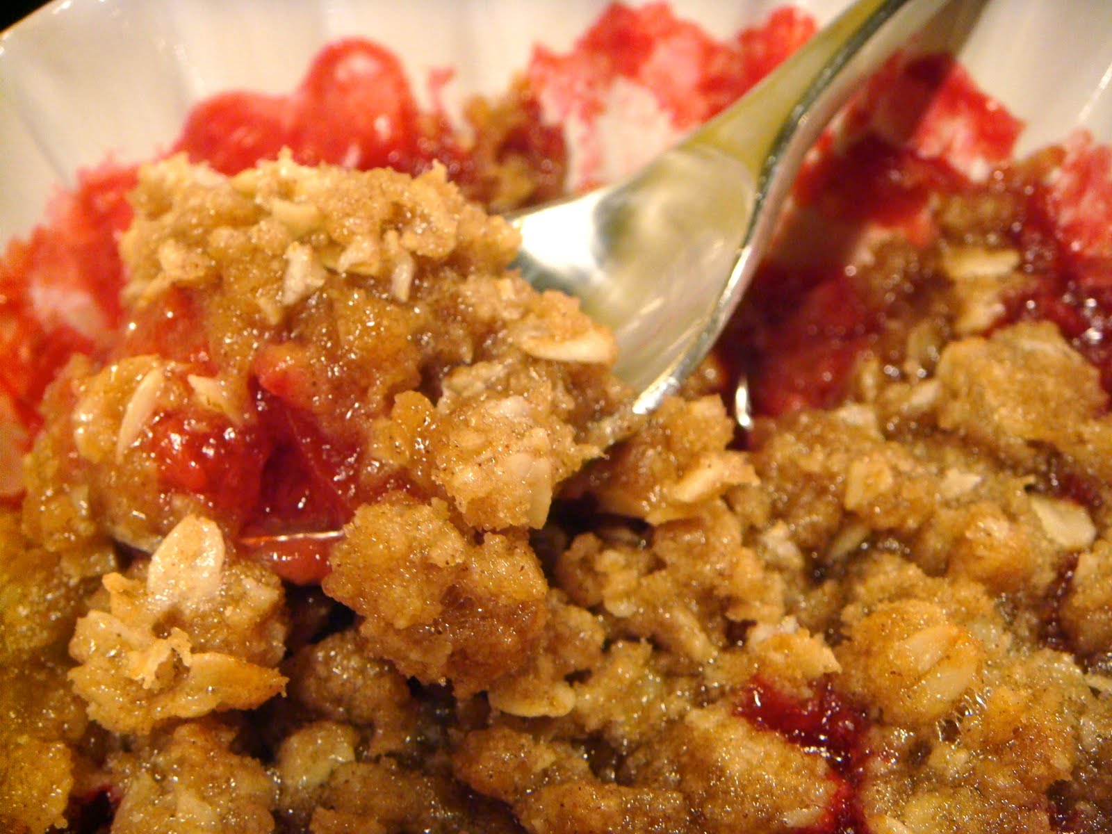 Delicious Dishings: Individual Plum Crisps