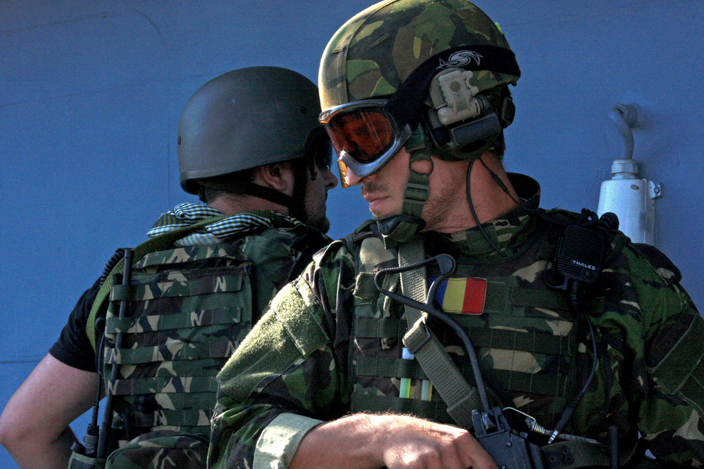 Naval Special Operation Forces Embark ROS Midia (LSNS 283) | Global ...