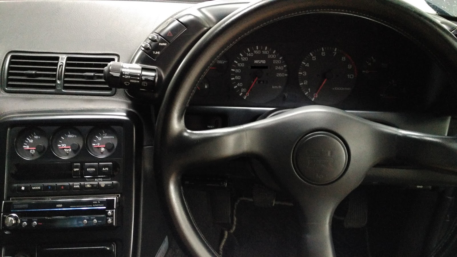 UnderCoverProject: Nissan Skyline GT-R (R32) Dashboard View
