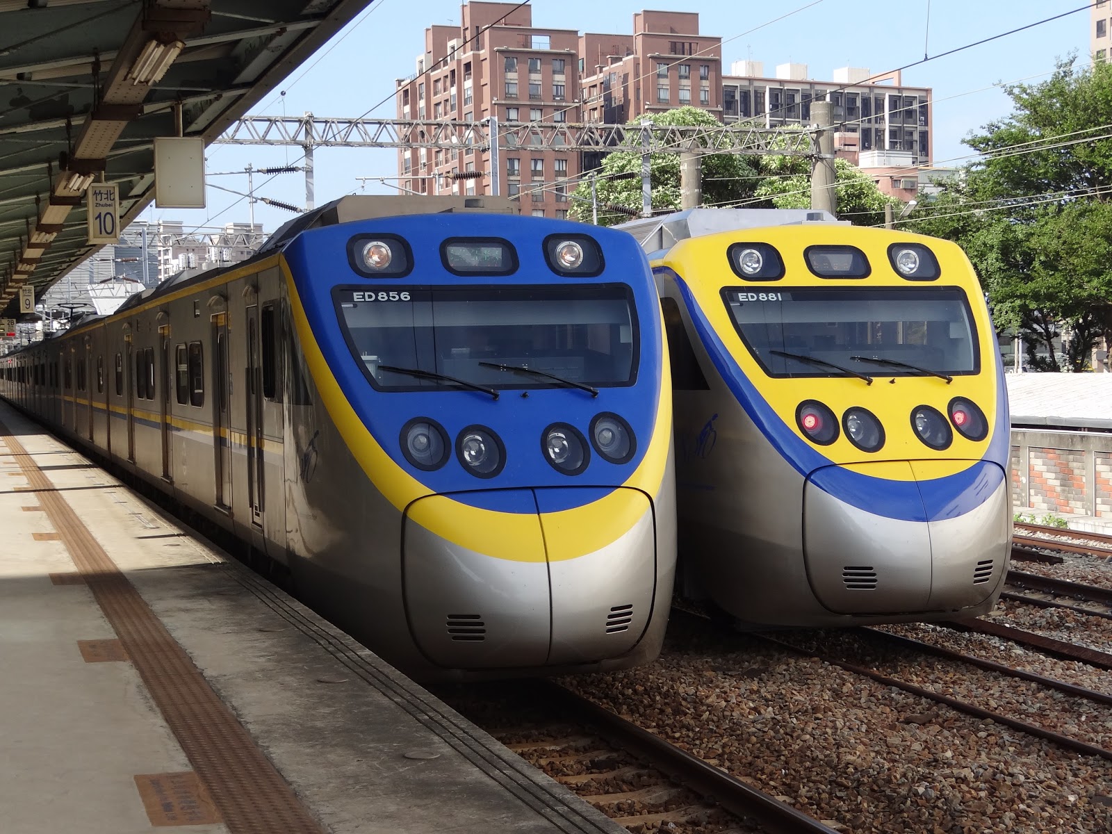 Blair's 鐵道攝影: EMU800型電聯車 / TRA EMU800 Type Electric Multiple Unit