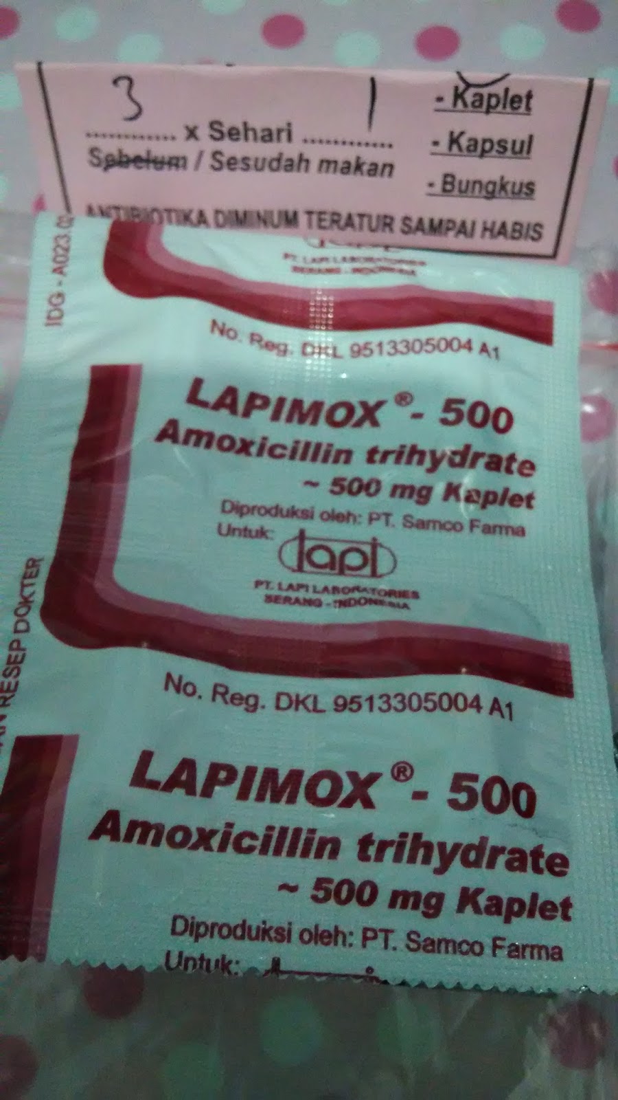 Marsela Blog: Mengatasi Gigitan Tomcat