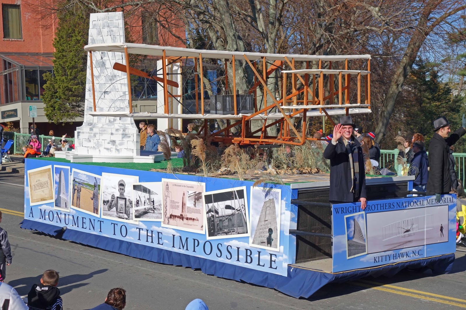 Joe's Retirement Blog: Thanksgiving Parade, America's Hometown ...