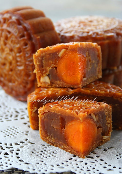 Table for 2.... or more: Traditional Mooncake