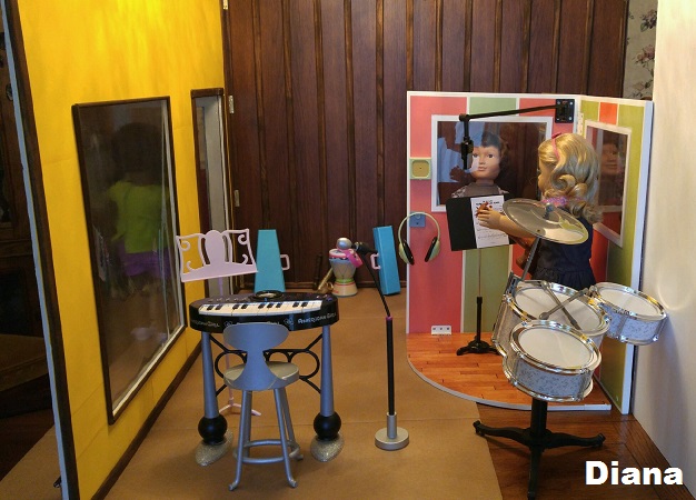Living A Doll's Life : DIY Tony's Recording Studio for Melody