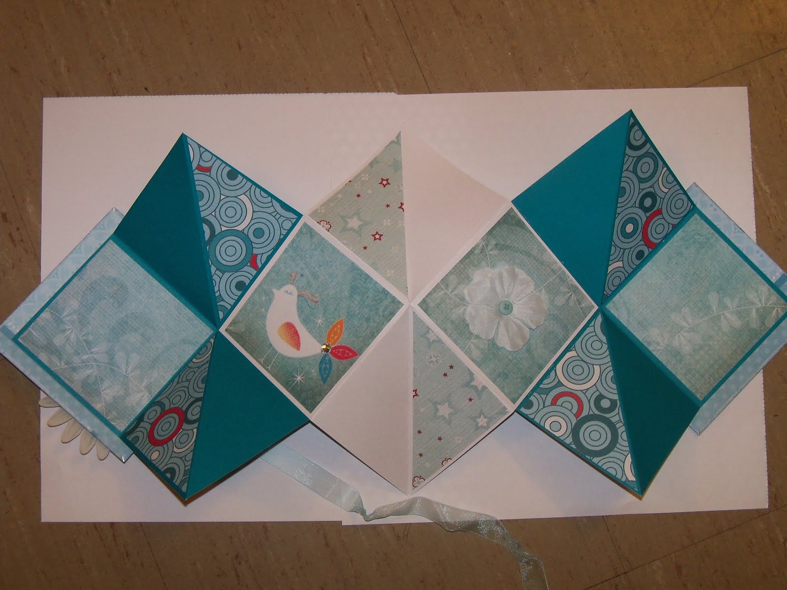 Scrap N Teach: Fun folding mini