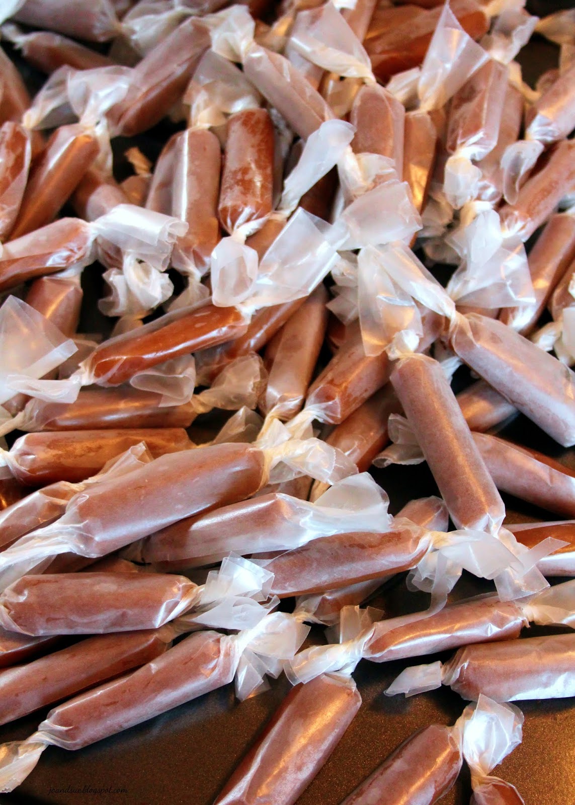 Jo and Sue: Reindeer Candy