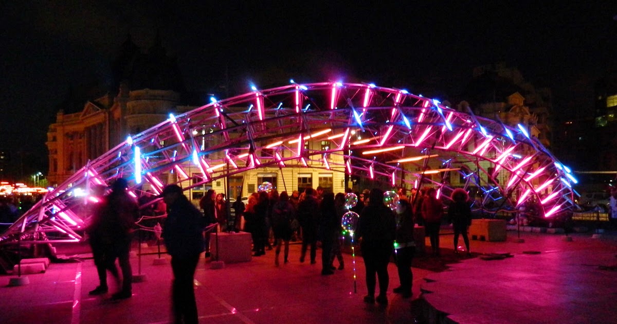 LA MULTI ANI, ROMANIA!: Structura de neoane colorate si culori in ...