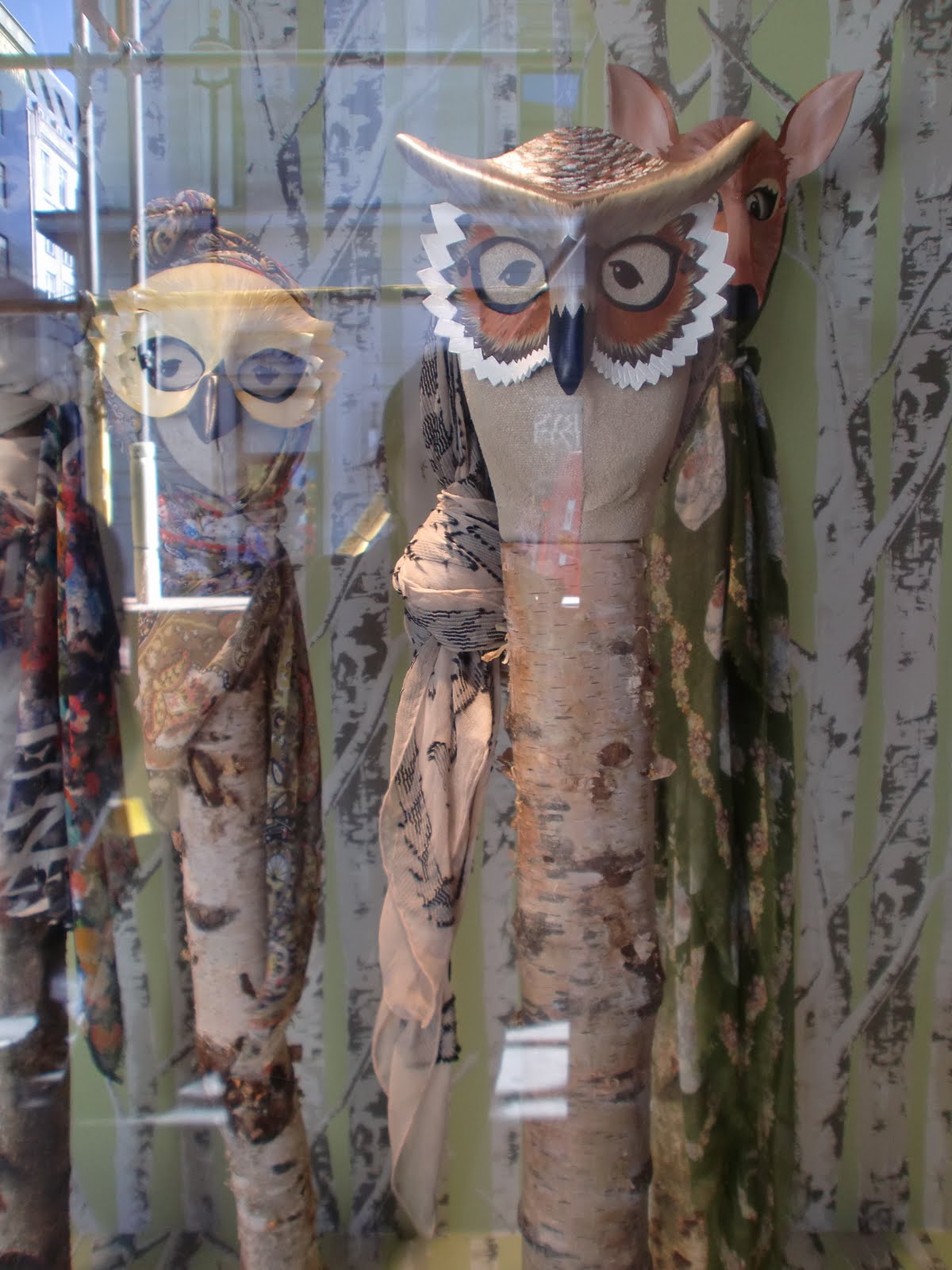 Vicky's Visual Merchandising Musings: Billowing and Turning