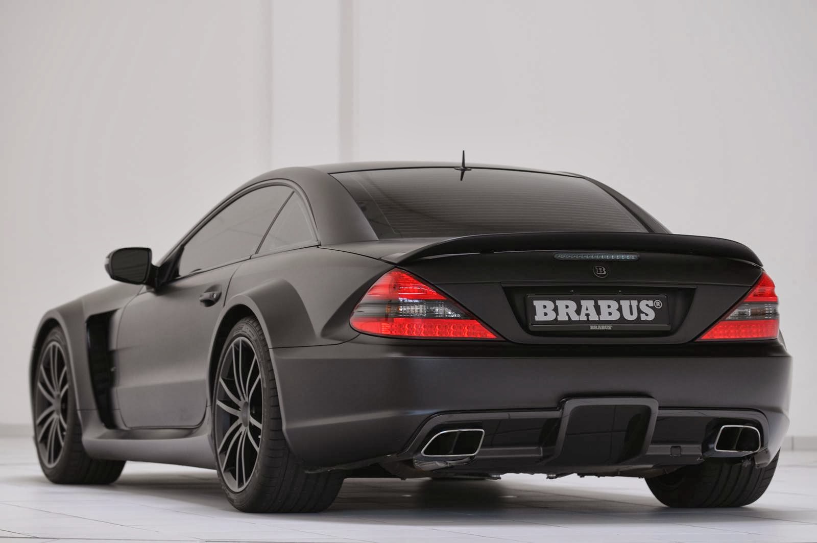 BRABUS FRANCE: BRABUS: Le préparateur Mercedes