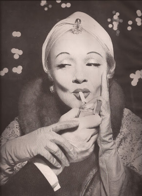 devodotcom: CIGARS CIGARETTES TIPARILLOS