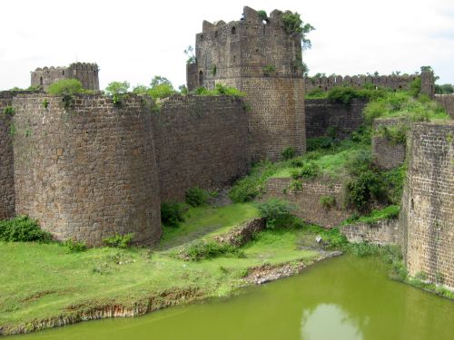 Dharur Fort