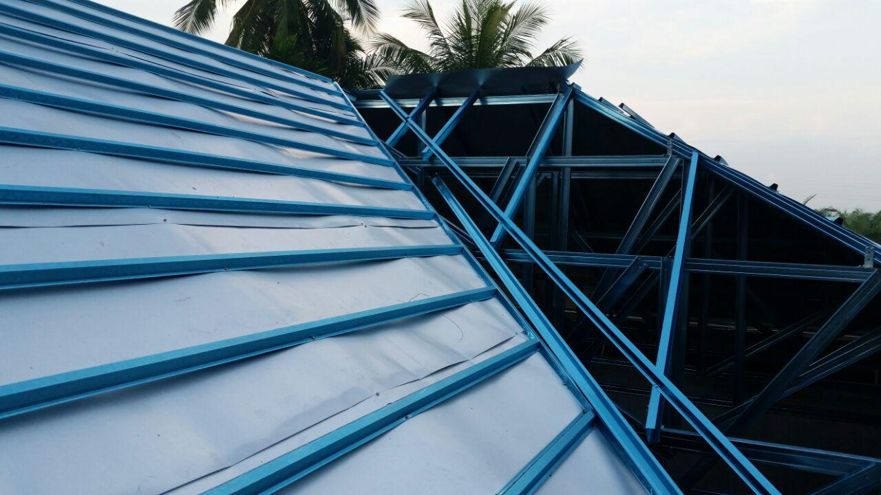 Pemasangan Bumbung Di Rumah Saya | Maria Firdaus