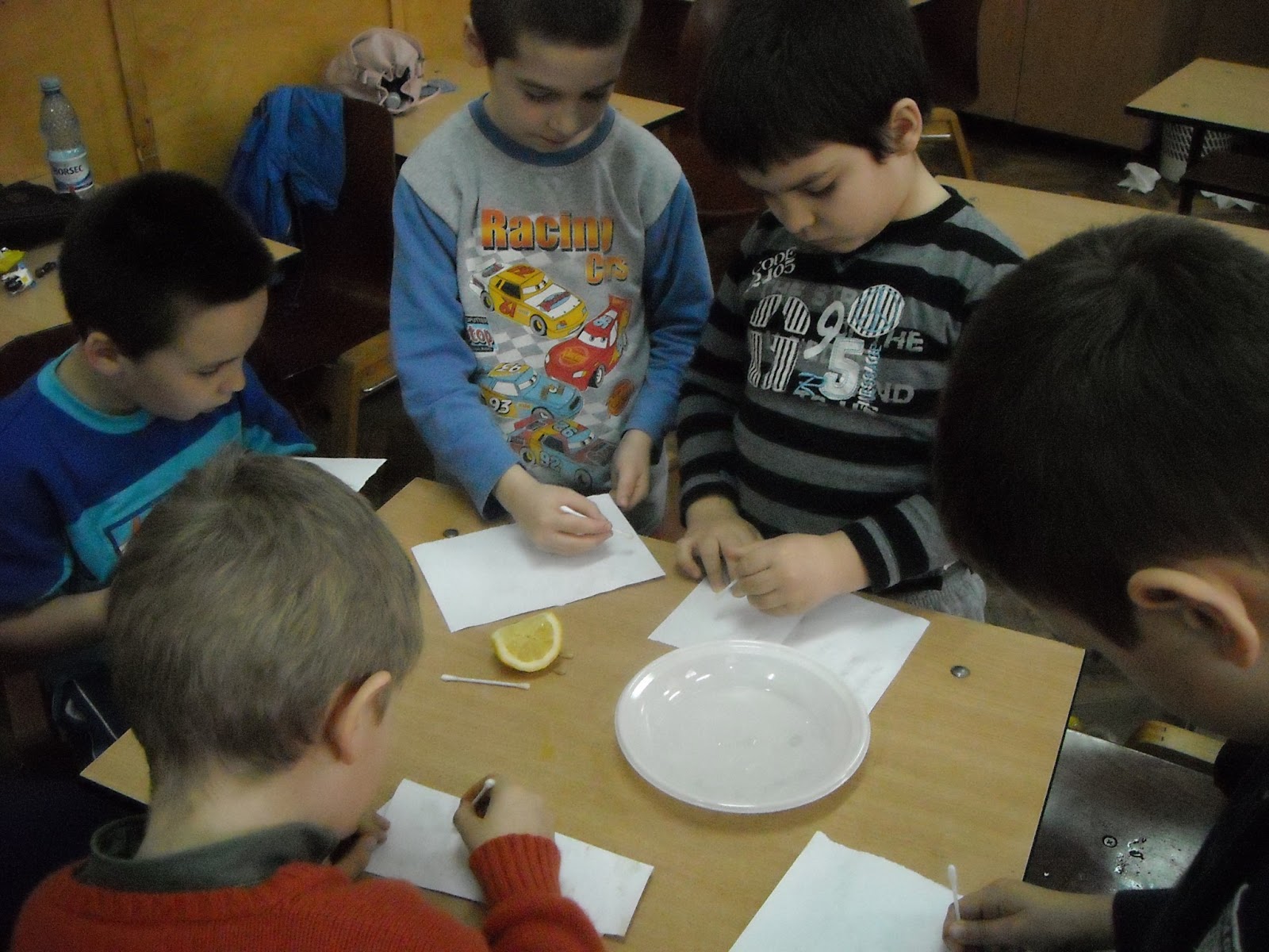 Experimente - Fun Science in gradinite si scoli - Resurse de Petreceri