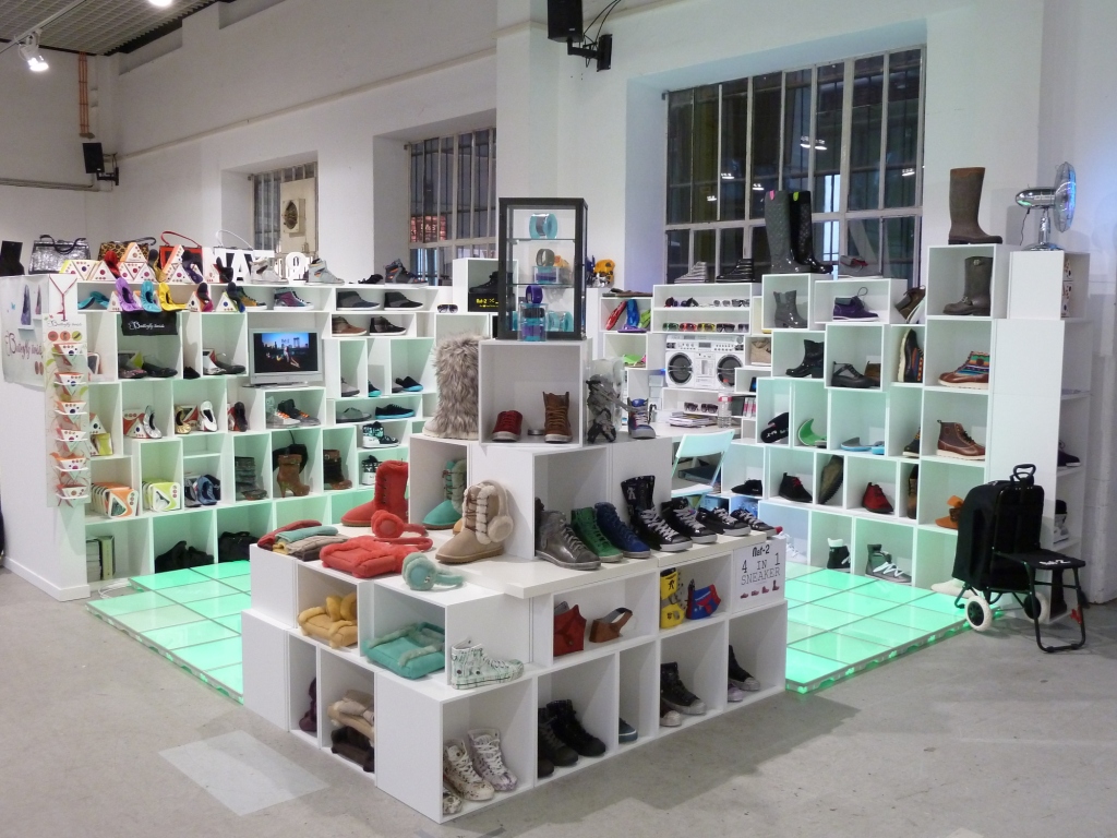 48+ Pajangan Di Rak, Untuk Mempercantik Ruangan