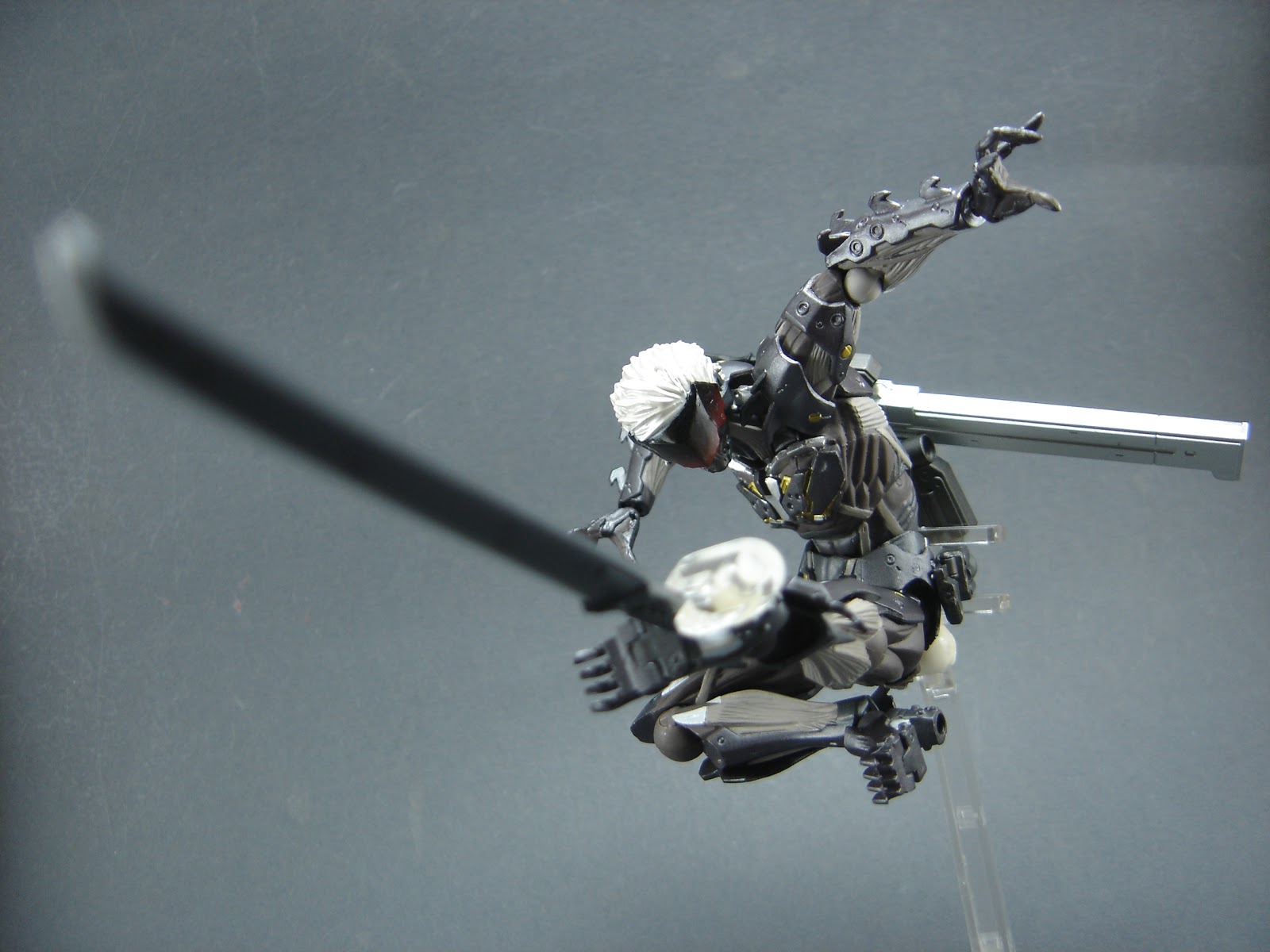 Lightning Ace's gundams: Revoltech Raiden from metal gear rising ...