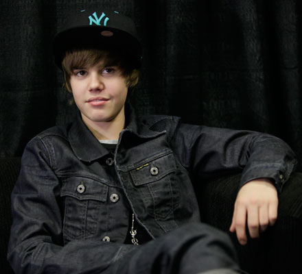 Justin Bieber-The Beautiful Young Singer Biography,Photos and Profile ...