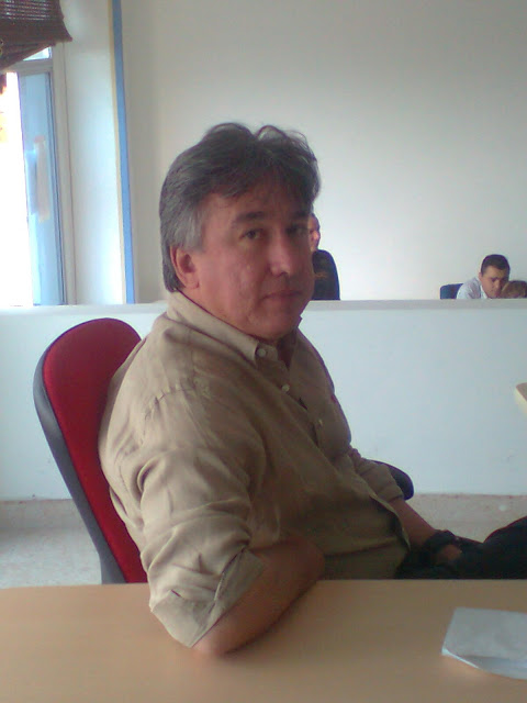 INFORMATIVO LINTERNA ROJA: GRUPO DE PROFESIONALES RESPALDA AL CANDIDATO ...