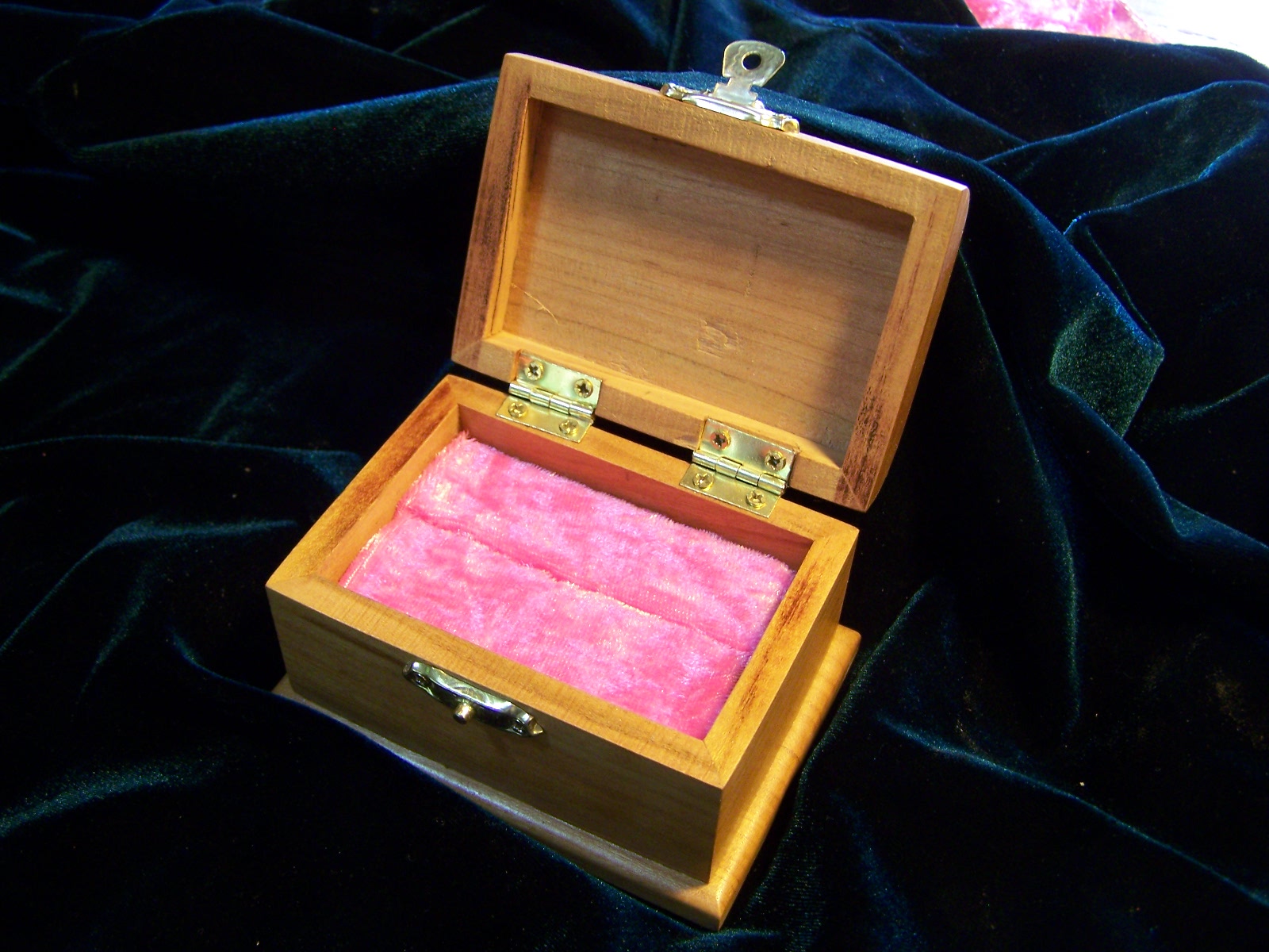 In The Shop Notes: Cherry Ring Box