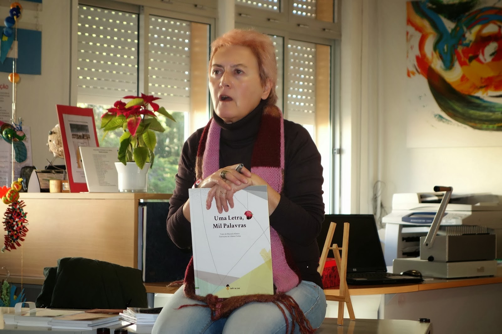 Bloguinho Saloio: A escritora Manuela Ribeiro na Biblioteca dos ...