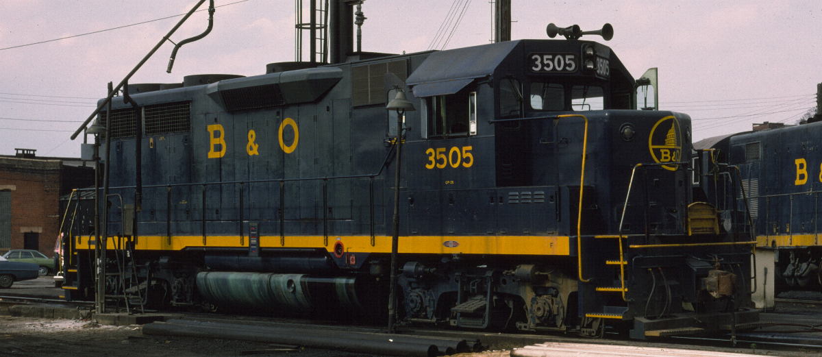 Eddie's Rail Fan Page: Baltimore & Ohio Railroad EMD GP 35 diesel ...