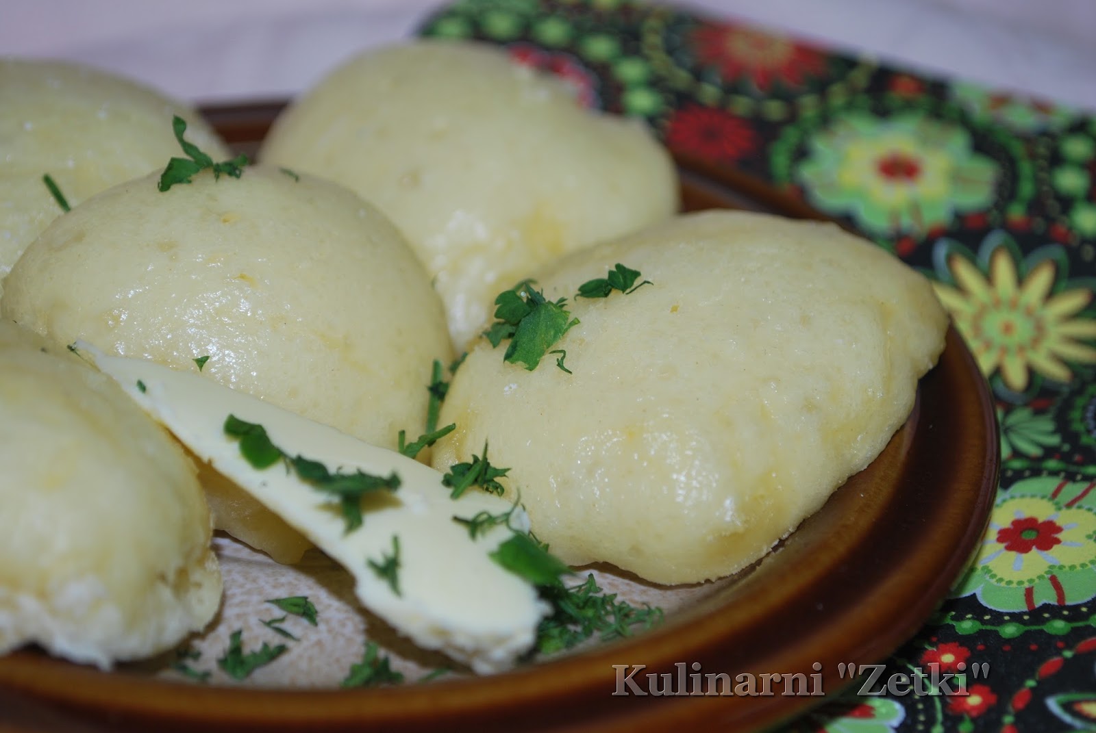 Pyzy drożdżowe na parze