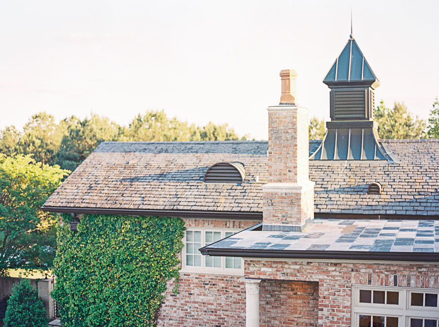 Clare & Adam's Fountainview Mansion Real Wedding - The Southeastern Bride