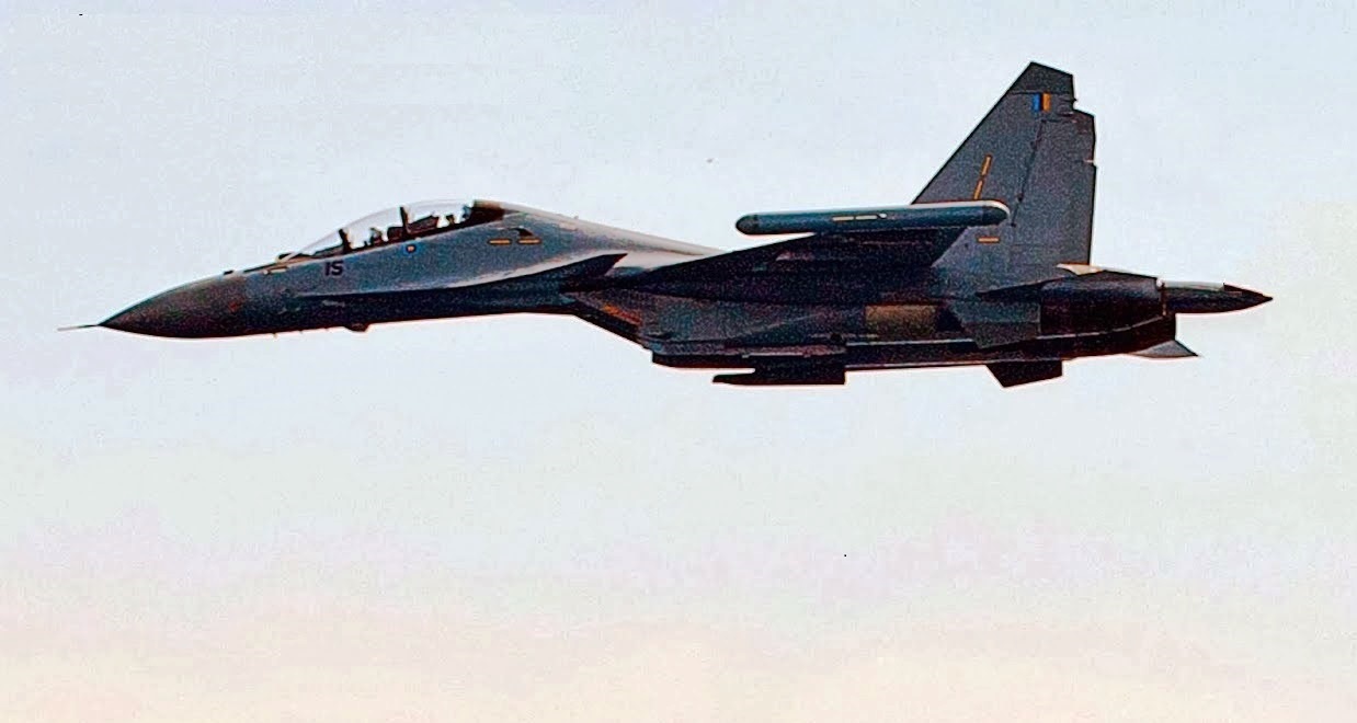 DEFENSE STUDIES: Fungsi ECM EW SAP 518 Knirti pada Su-30MKM