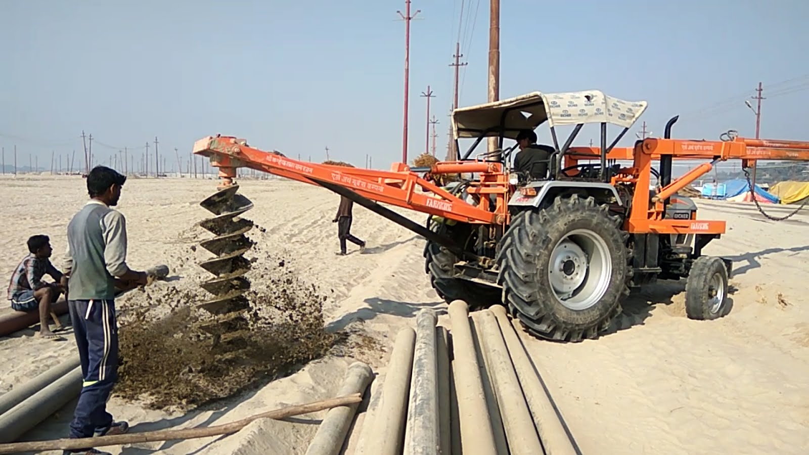 U D BLOGS: Working of Tractor Post Hole Digger