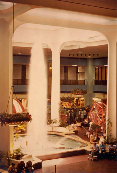 Our Nostalgic Memories: Cinderella City Mall