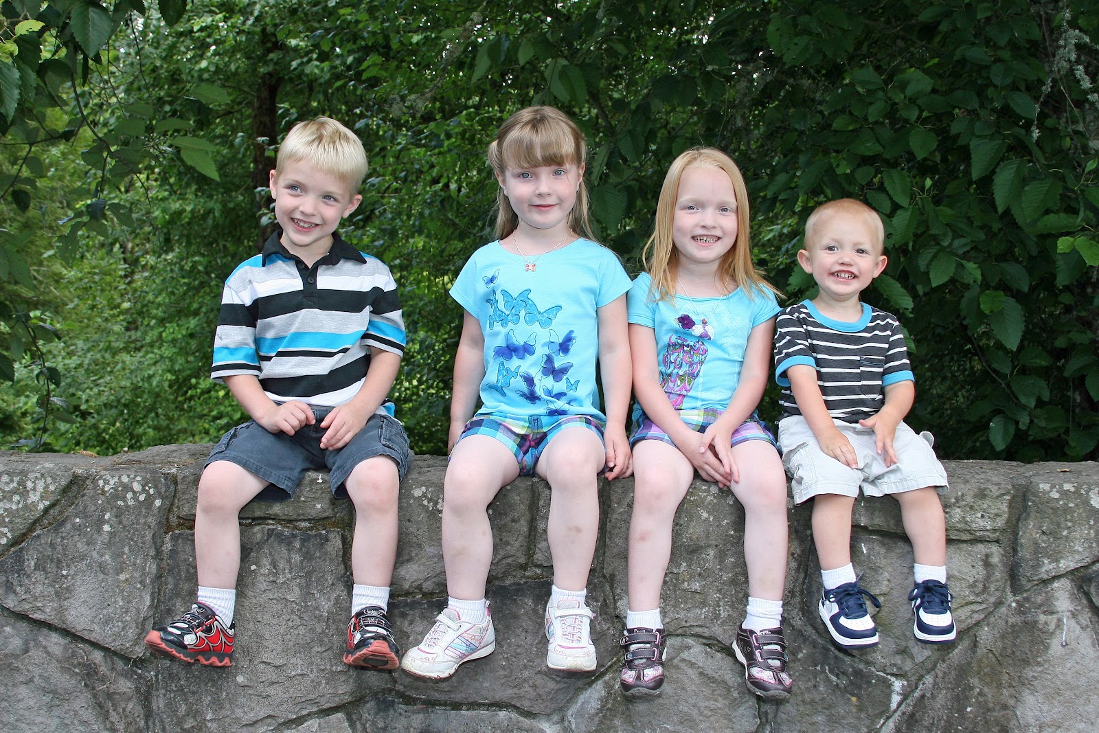 Pleasant Dreams Farm: New family photos!