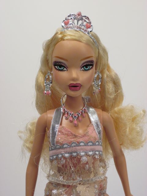 A Quick Review of Fab Faces Kennedy from My Scene Barbie | The Toy Box ...