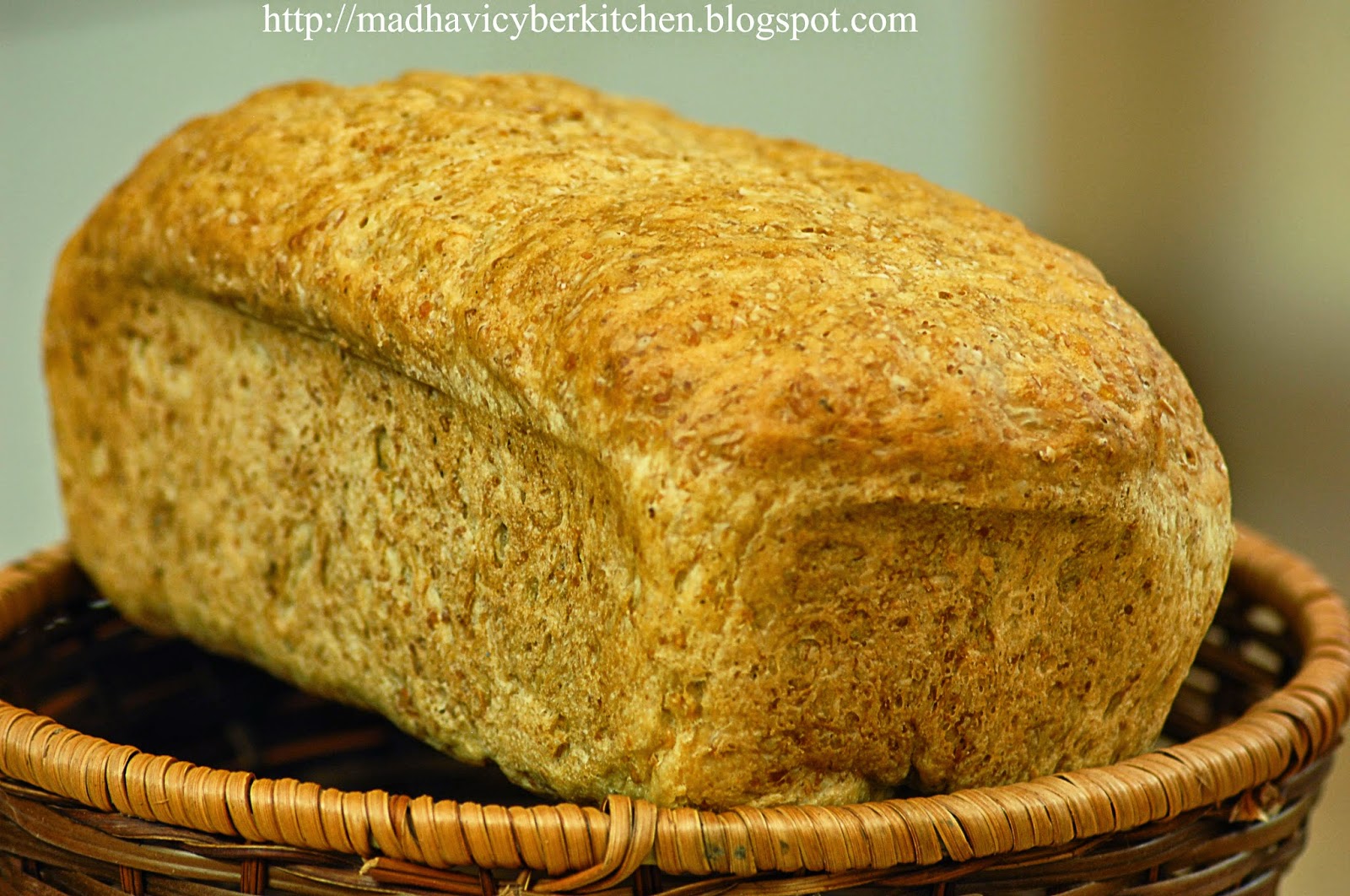 Madhavi's Cyber Kitchen: Cracked Wheat & Bran Bread