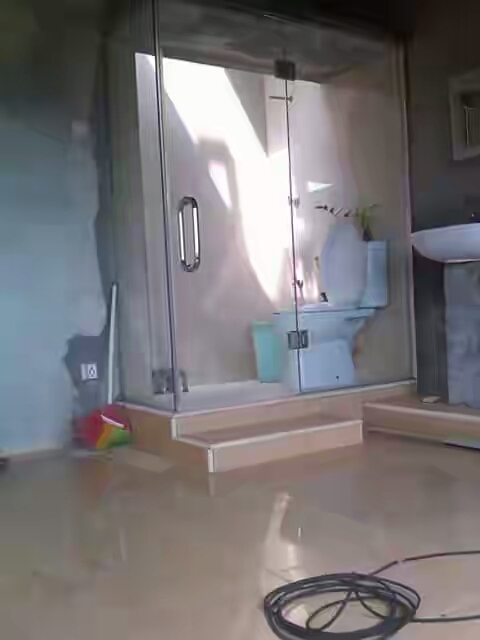 PASANG SEKAT KACA TOILET YOGYAKARTA 085800614892 - ALUMINIUM KACA ...