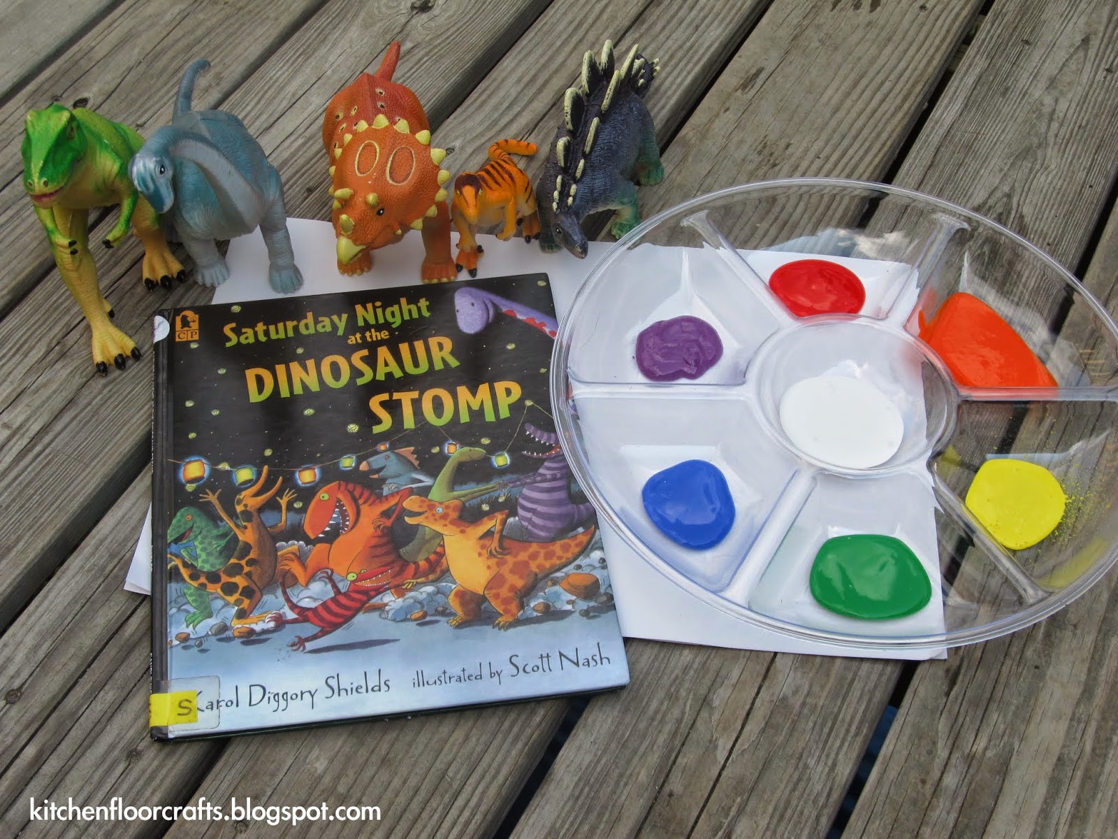 Kitchen Floor Crafts: Quick Pick & Project of the Week: Dinosaur Stomp ...