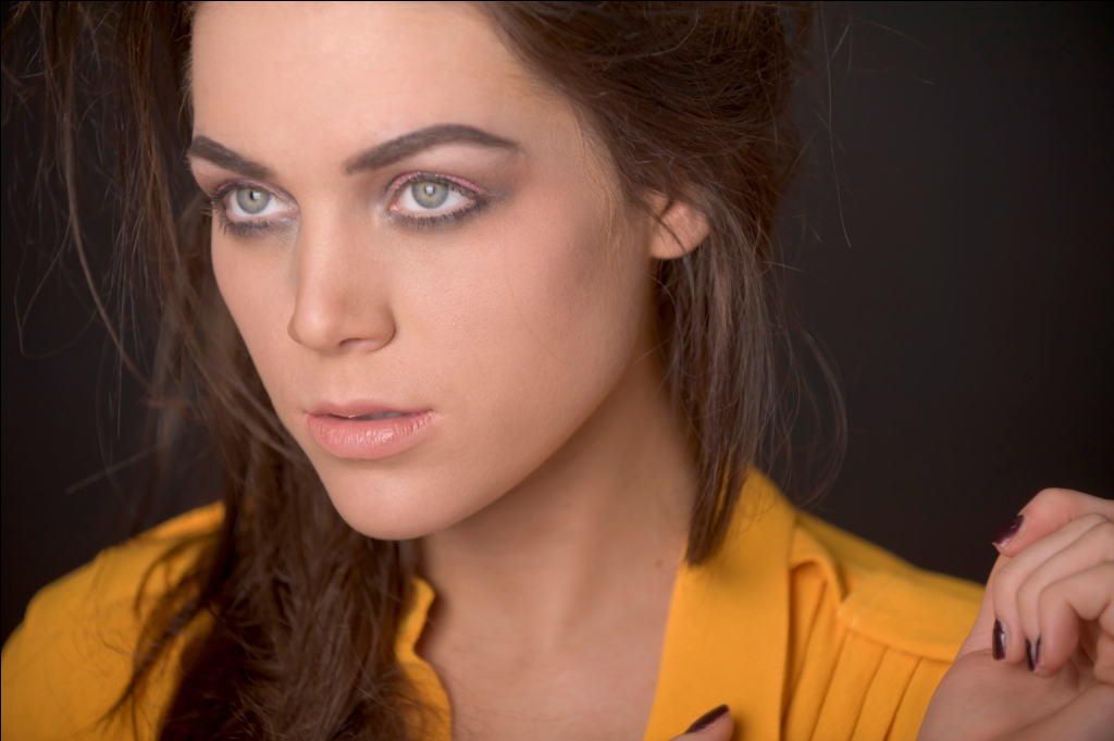 Superior Model Management : Sara McLean Big Brother Finalist