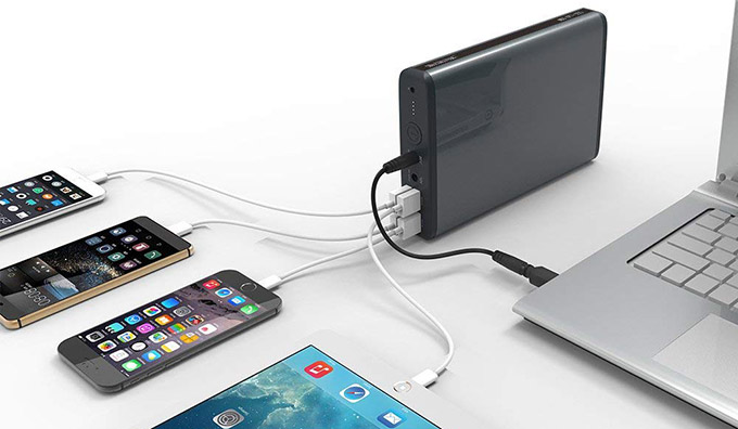 5 High-Capacity Laptop Power Banks for Your On-The-Go Lifestyle