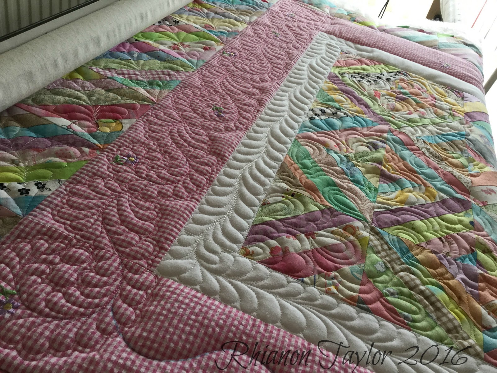 The Nifty Stitcher: Scrappy Strings Baby Quilt