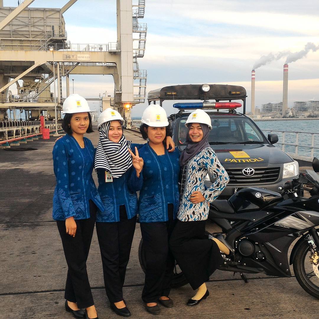 Security Wanita PLTU Tanjung Jati B - PLN Tanjung Jati B