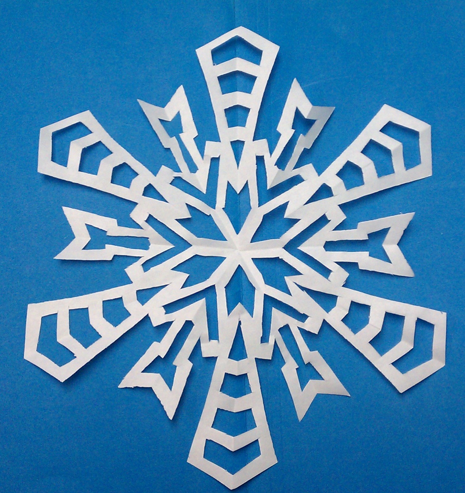 DIY 8 POINT SNOWFLAKES!