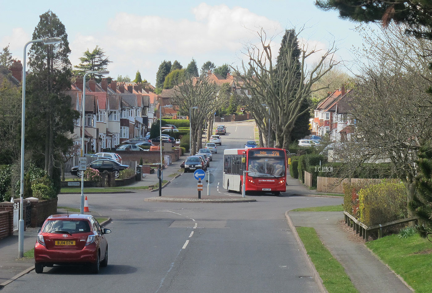 Busworld Photography: Narrow Residential Road Tight Roundabouts in ...