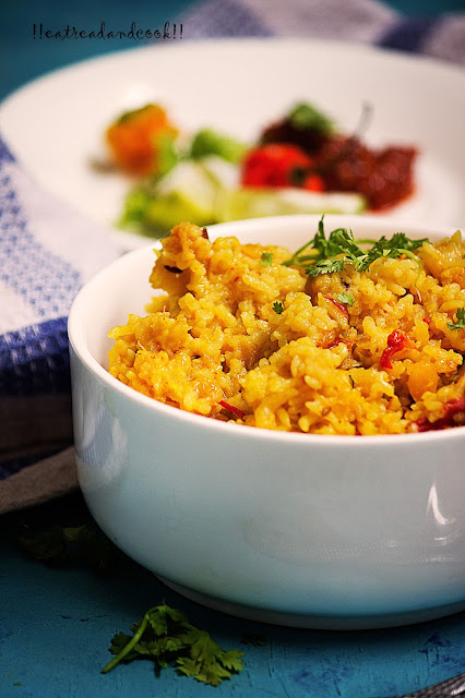 Bengali Arhar Dal er Khichuri / Bengali Toor Dal Khichdi