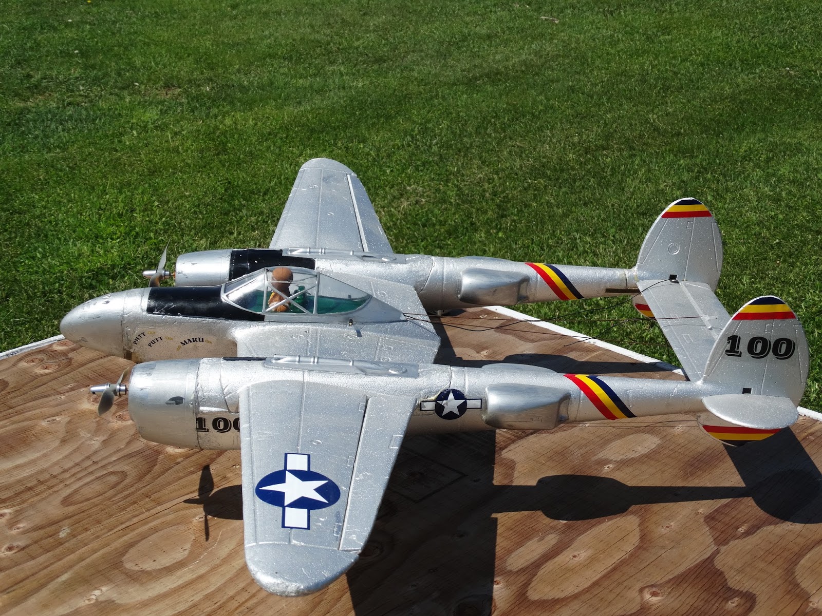 RC Flying Models: GWS P-38 Lightning