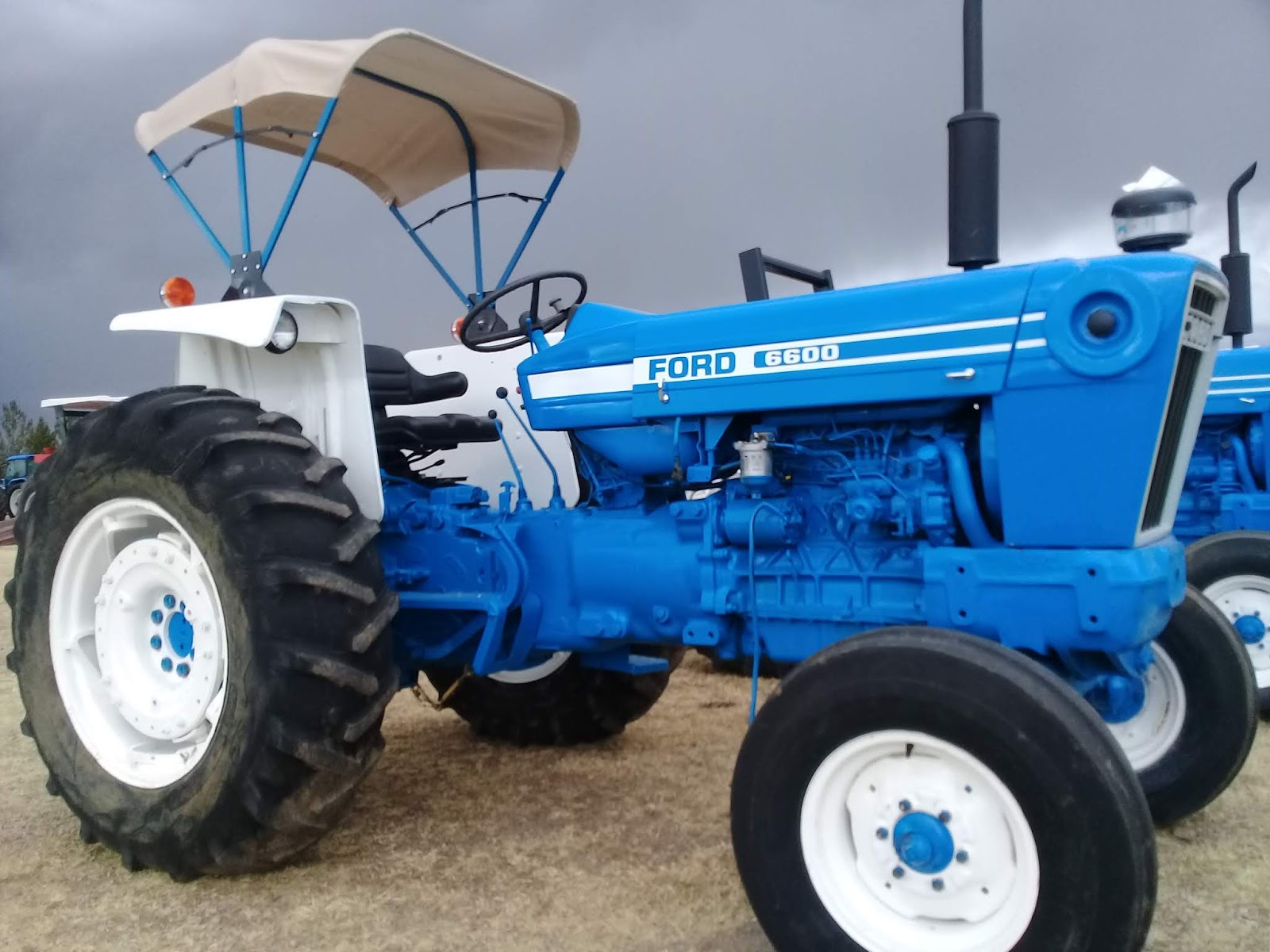 MAQUINARIA AGRICOLA INDUSTRIAL: Tractor Ford 6600 $10,500 Dlls (6 ...