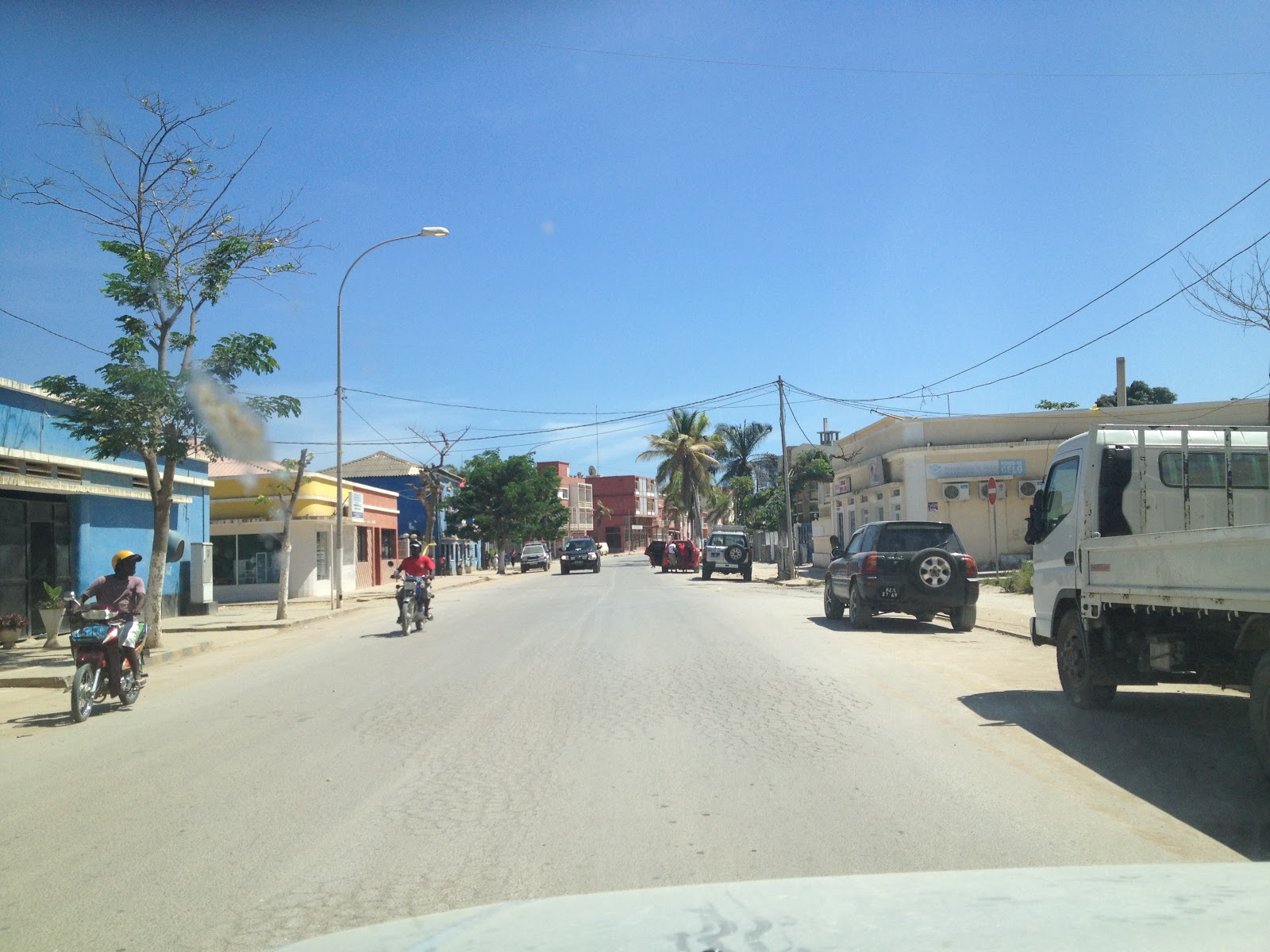 Timoneiro sem Barco: Welcome to Sumbe