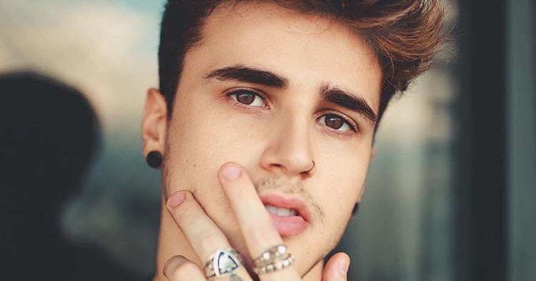 Lovely Boys: Alex Mapeli