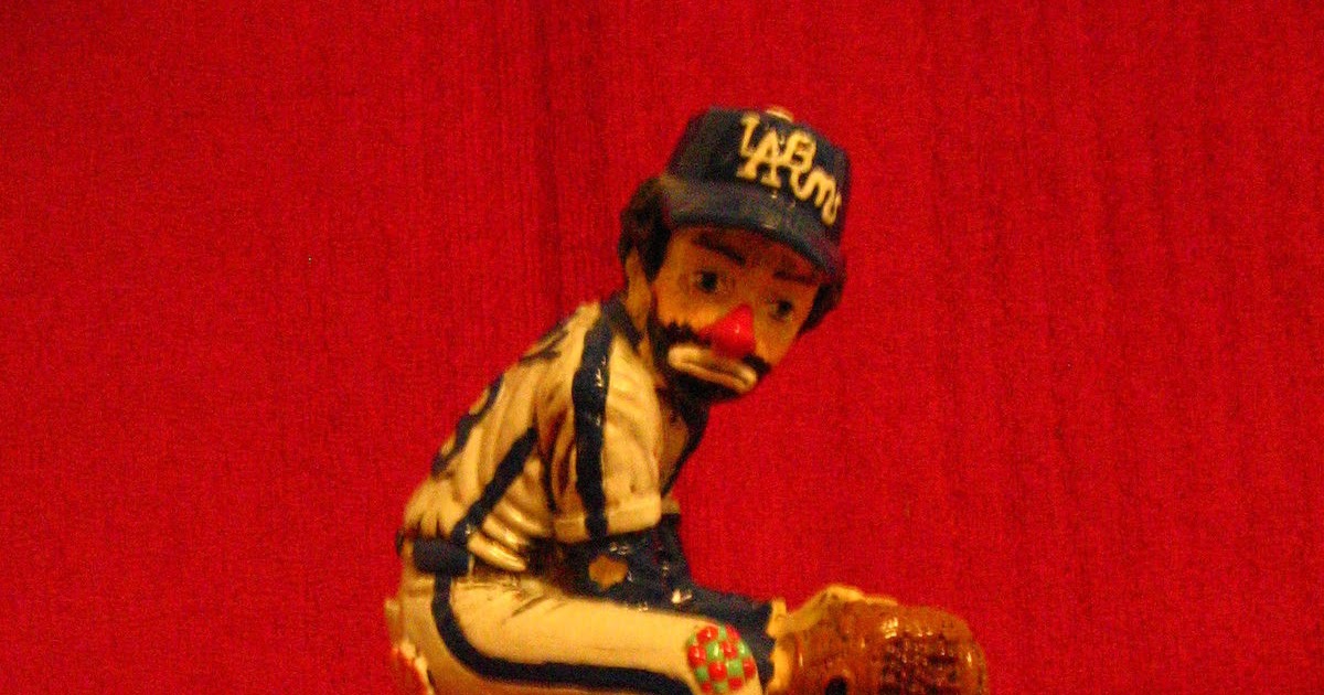 Dodgers Blue Heaven: Bring in the Clown - A LA Dodger "Bums" Sculpture ...