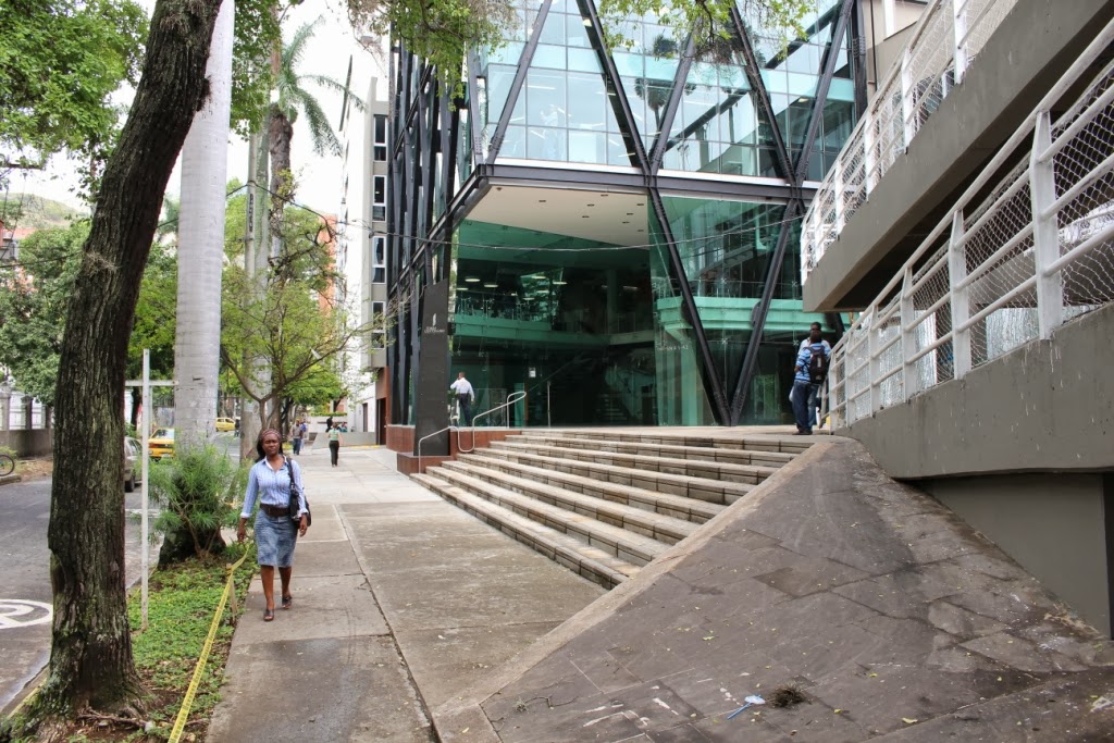 Edificios de Cali - I Parte | Page 10 | SkyscraperCity Forum