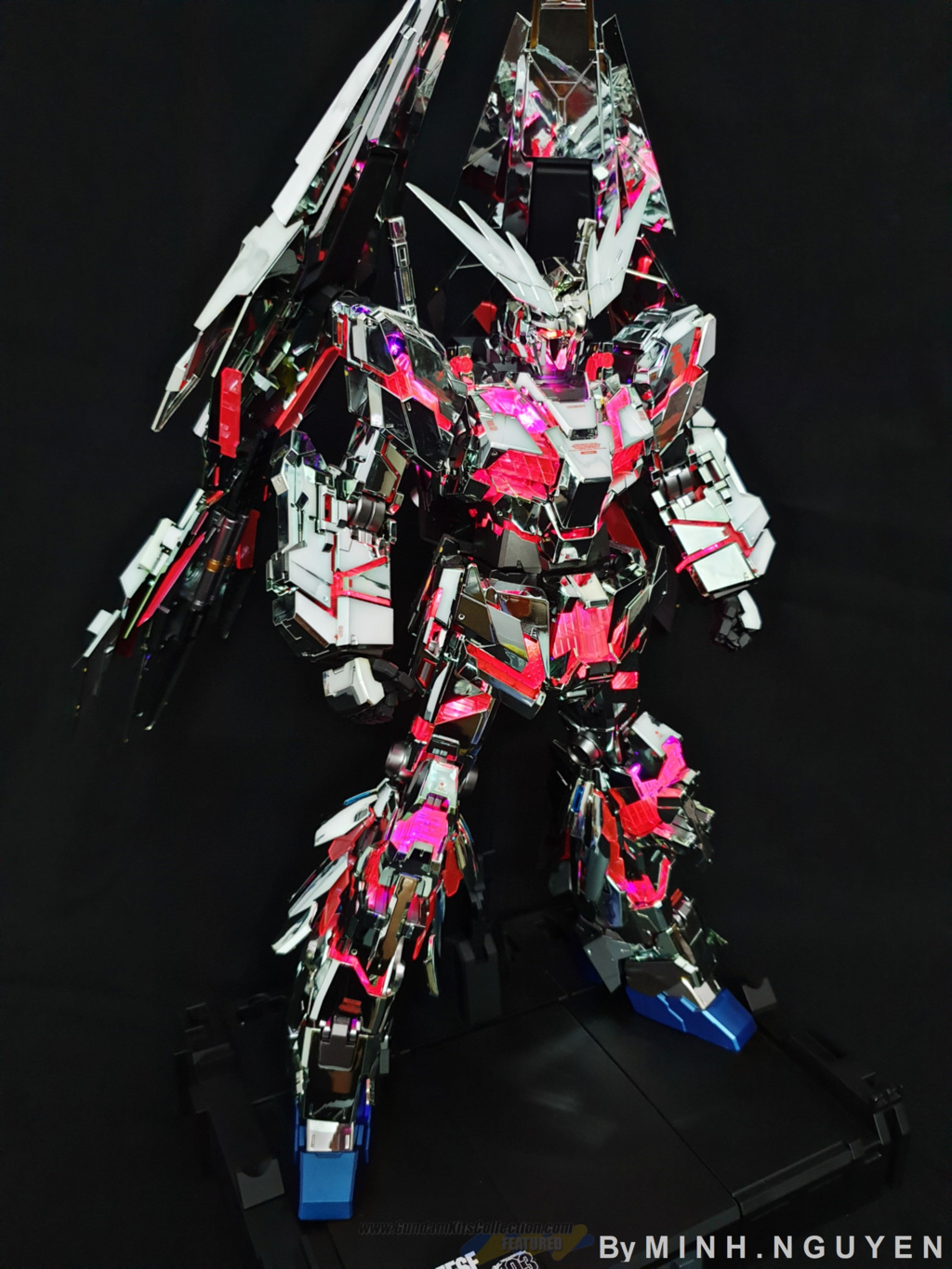 Painted Build: PG 1/60 Unicorn Gundam 03 Phenex "TYPE-RC"