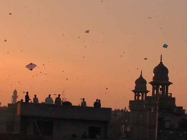 Pakistan Tourism Guide: Basant in Lahore Pakistan